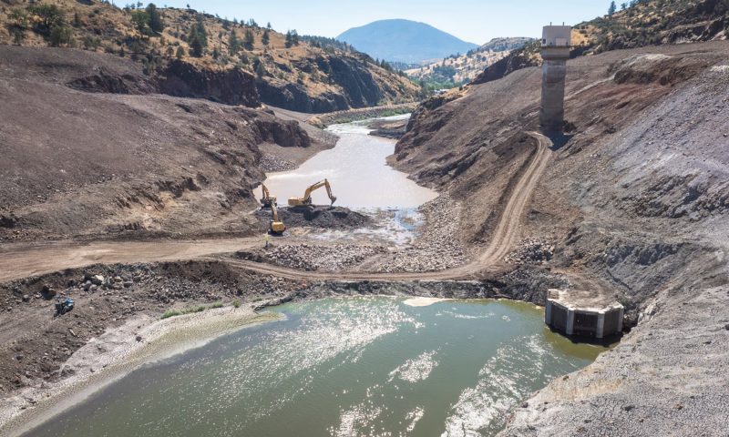 Klamath River: Historic Dam Removal and Restoration - Water Shapes